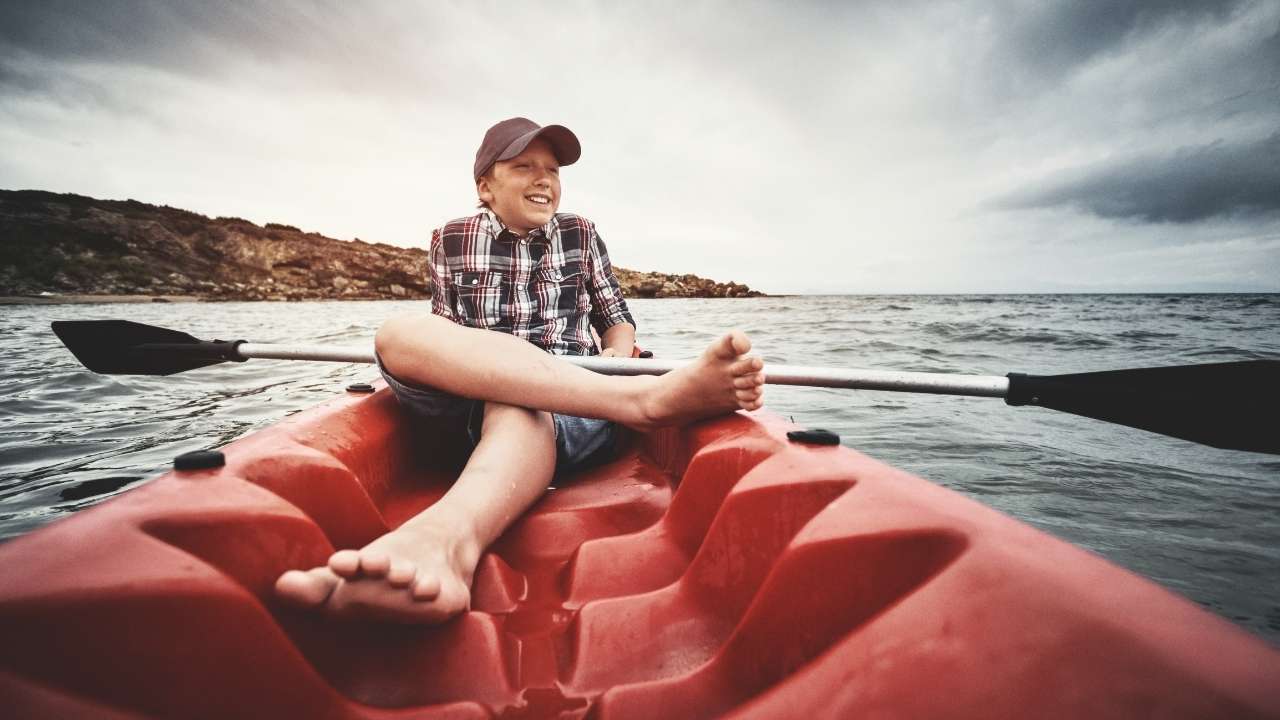 Kayaking 101 (Complete Source For Beginners)